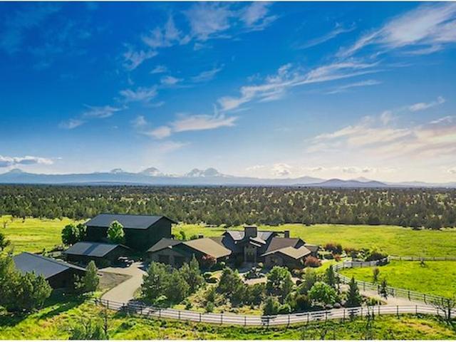 8055 sw powell butte hwy