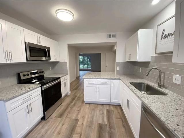 8057 Meadow Road # 202