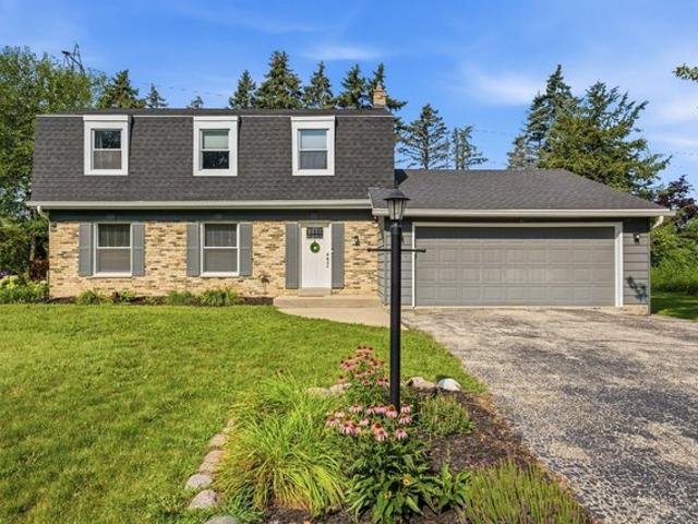 8057 N Cedarburg Rd, Brown Deer, WI 53209