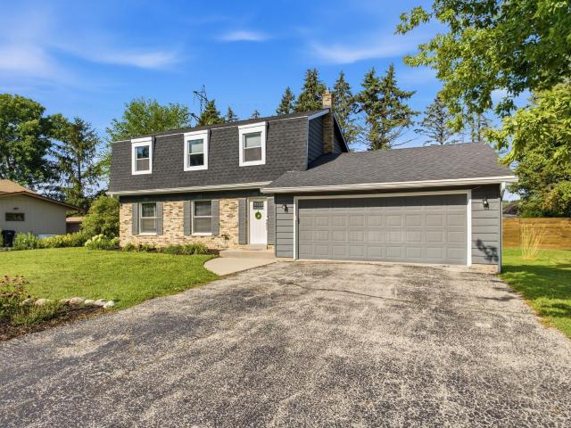 8057 N Cedarburg Rd