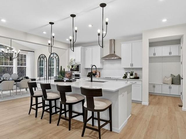 8059 McKay St, Bealeton, VA 22712