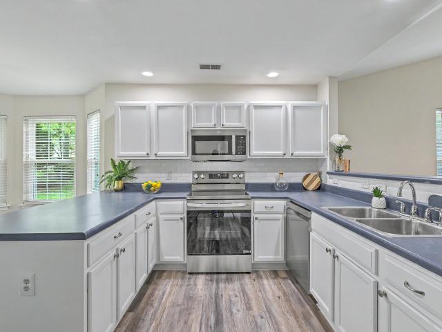 8059 Shadow Oak Drive