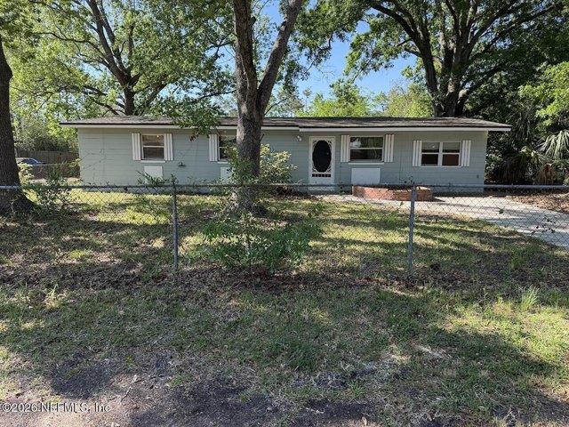 8050 Lourdes Dr S, Jacksonville, FL 32210