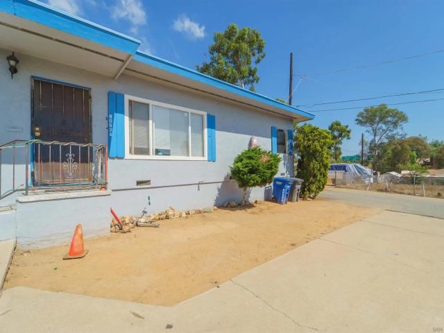 8050 52 Lemon Grove Way, Lemon Grove, CA 91945 | MLS #250040
