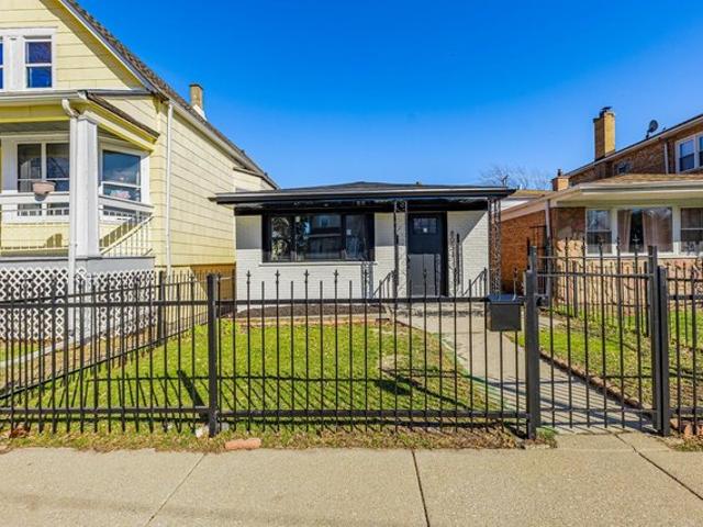 8051 S Escanaba Ave, Chicago, IL 60617