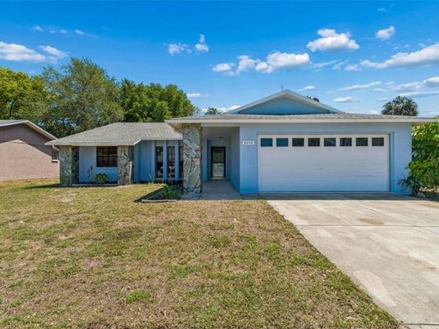 8052 Gabriel Dr, Port Richey, FL 34668