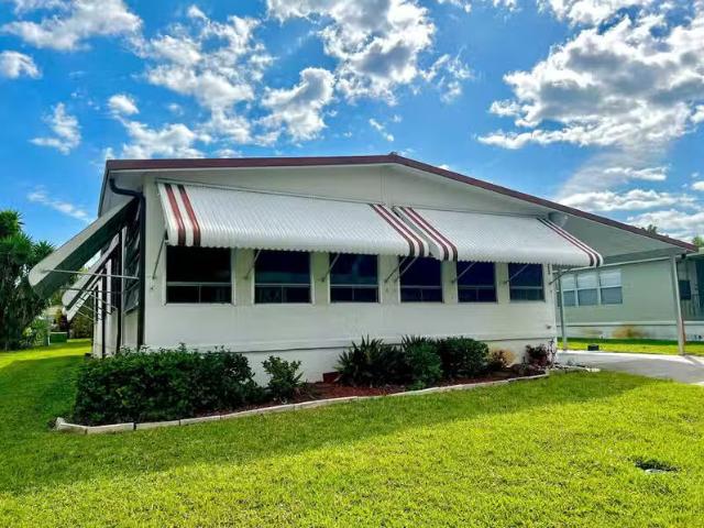 8053 SE Patriot Ave, Hobe Sound, FL 33455 MLS RX 10971469