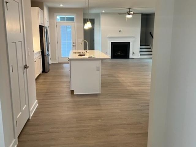 8053 Warbler Way