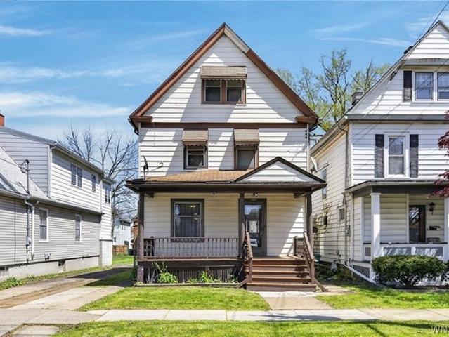 805 16th St, Niagara Falls, NY 14301