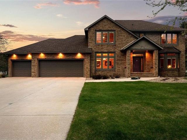 805 27th St SW, Austin, MN 55912