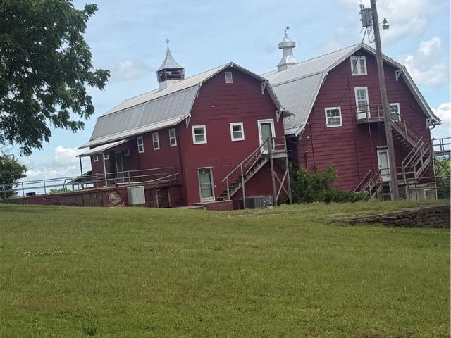 805 County Road 102