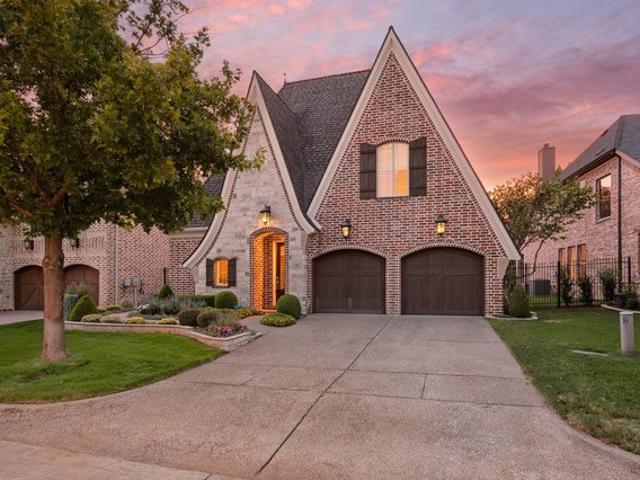 805 Creekview Ln, Colleyville, TX 76034