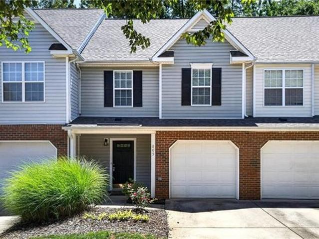 805 Creek Crossing Trl, Whitsett, NC 27377