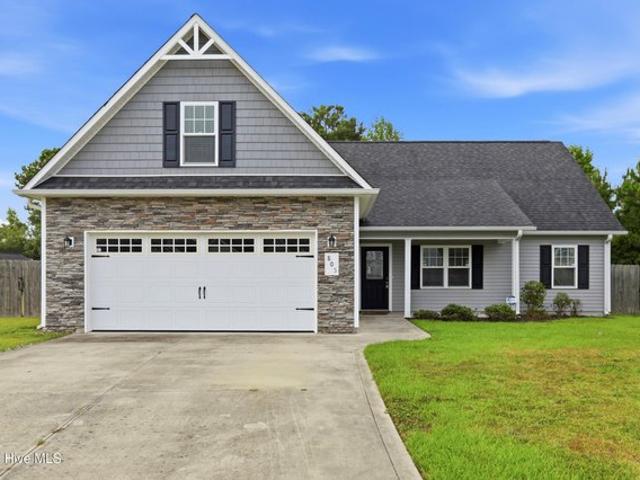 805 Cross Wind Ct, Sneads Ferry, NC 28460