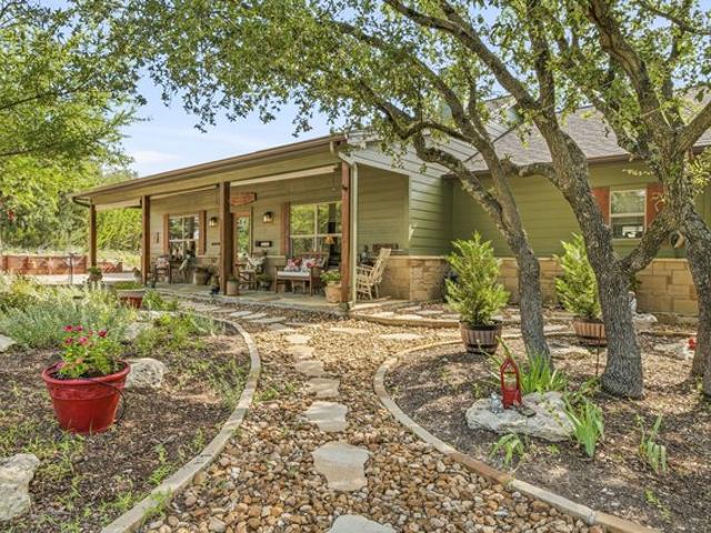 805 Anglers Rdg, Bluff Dale, TX 76433