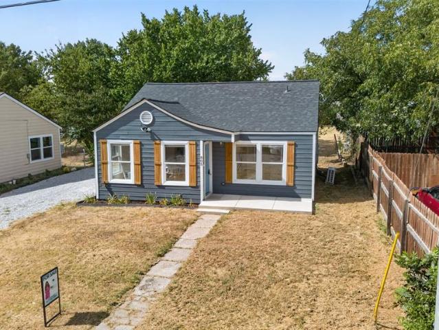 805 Adkins Street