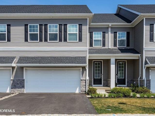 805 Aviator Ave, Marlboro, NJ 07746