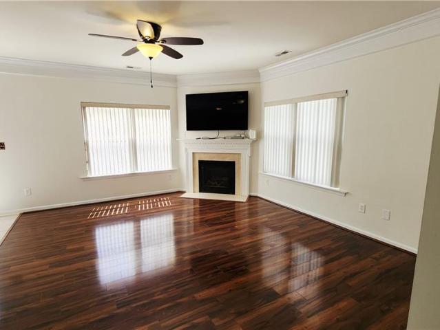 805 Gem CT