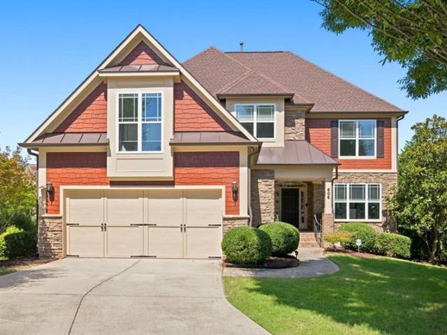 805 Greystone Crest Way, Cary, NC 27519