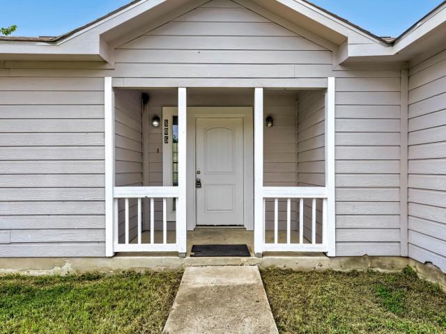 805 Debra Dr