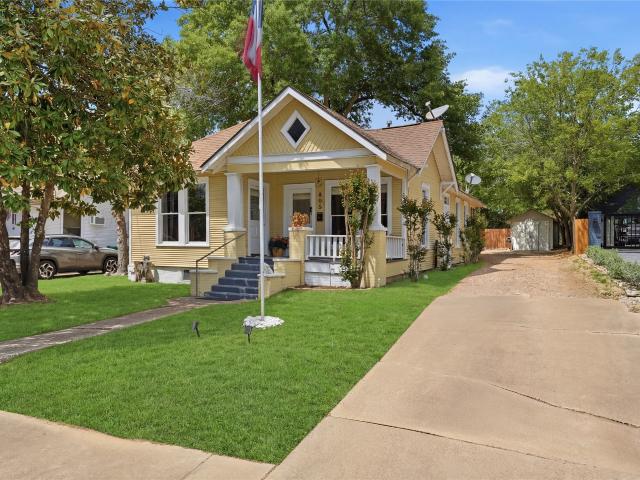 805 E Academy St, Brenham, TX 77833 | MLS #17870 | Compass