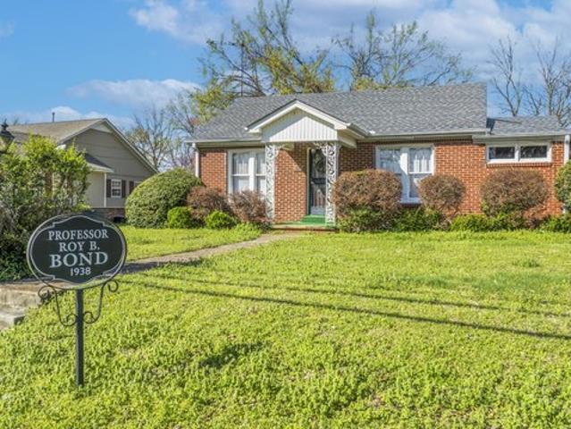 805 E Jefferson St, Brownsville, TN 38012