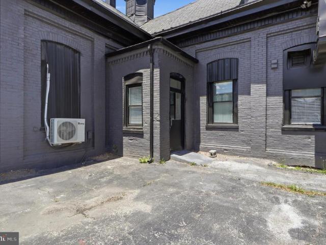 805 E Prospect Street