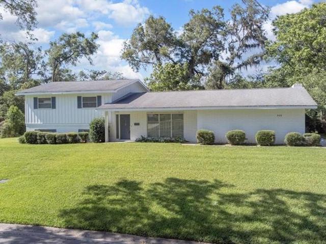 805 Eastover Cir, Deland, FL 32724