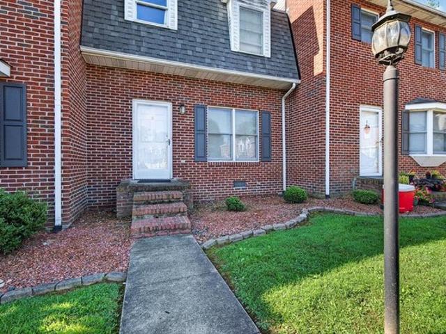 805 Edgemont North St NE Apt B, Abingdon, VA 24210