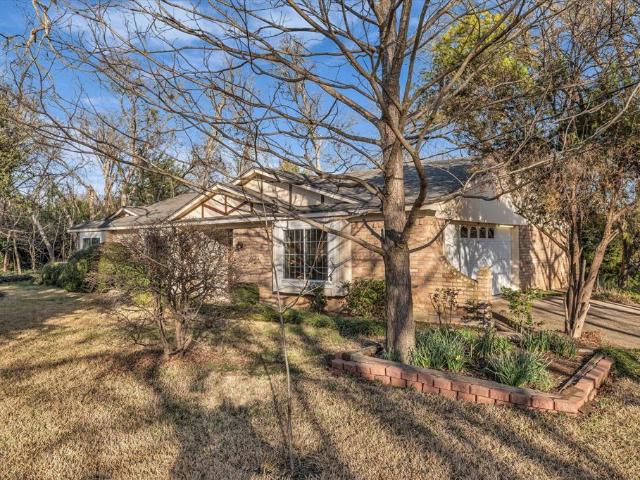 805 Evelyn Dr, Lorena, TX 76655 | MLS #21186 | Compass