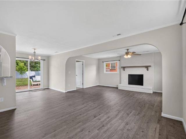 805 Fairfield BLVD