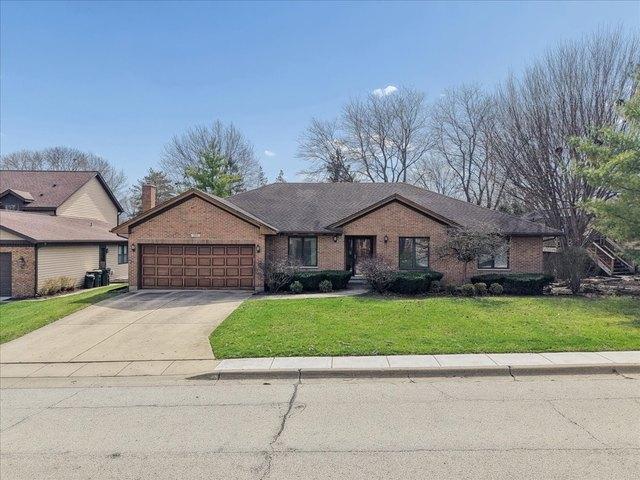 805 Furlong Dr, Libertyville, IL 60048
