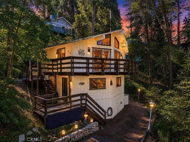 805 Knight Ct, Lake Arrowhead, CA 92352
