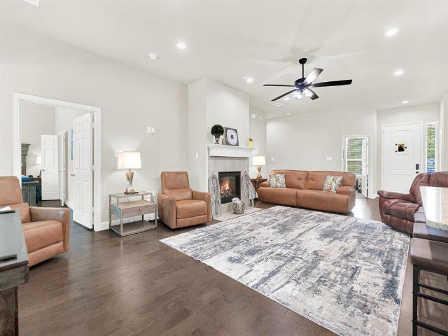 805 Hearthside Way