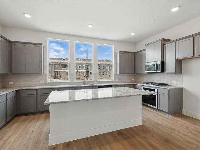805 Heights Way, Plano, TX 75075 | MLS #21216 | Compass