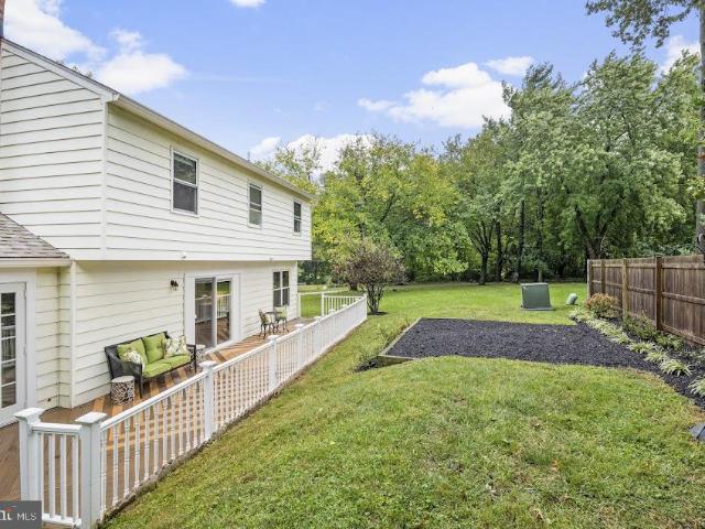 805 Mosby Hollow Dr, Herndon, VA 20170 | Compass