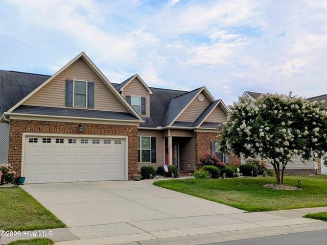 805 Megan Dr, Greenville, NC 27834