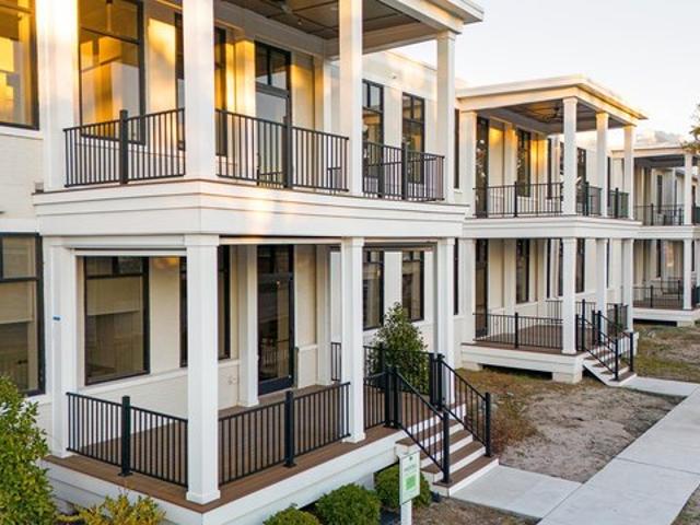 805 Mulberry St Unit 208, Beaufort, NC 28516