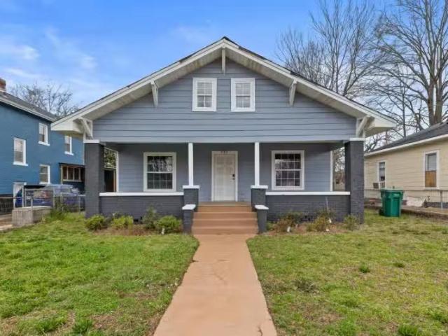 805 N COLUMBIA AVE, SHEFFIELD, AL 35660 Single Family Residenc.
