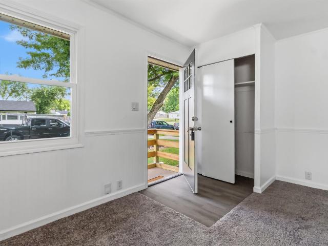 805 N Oxford Drive