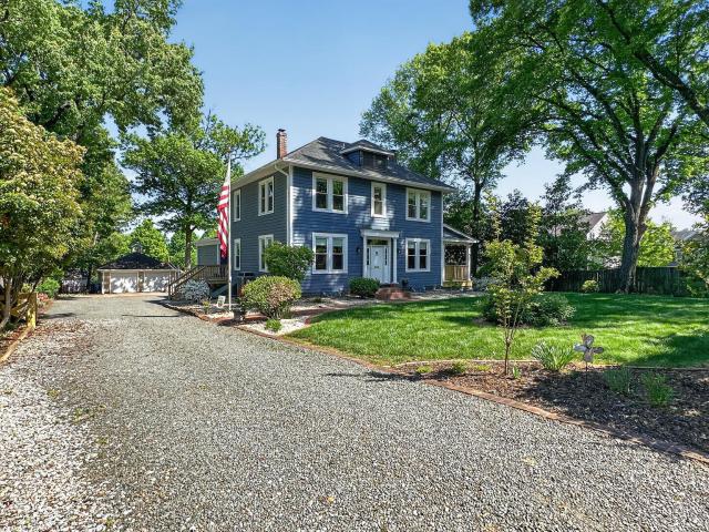 805 N Quaker Ln, Alexandria, VA 22302 | MLS #VAAX2059 | Compass