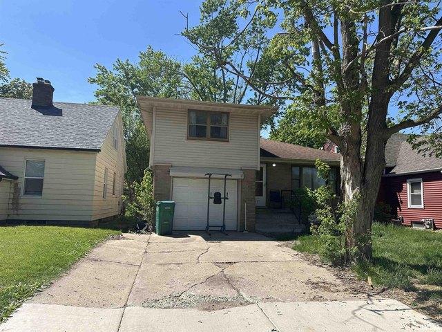 805 N Sterling Ave, West Peoria, IL 61604