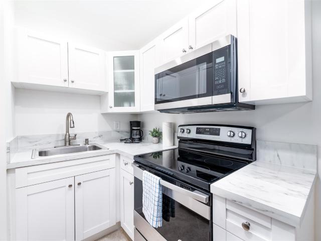805 NE 23rd Dr, Unit 3, Wilton Manors, FL 33305 | MLS #F10519 | Compass