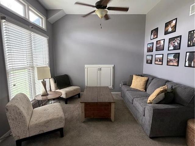 805 NW 109th Ter, Kansas City, MO 64155 | Compass