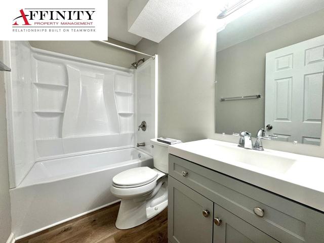 805 NW Mock Ave 2 Bedroom Apartment for Rent at 805 Nw Mock Ave, Blue Springs, MO 64015 Melody