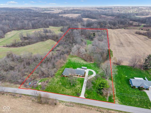 805 S County Road 300 W