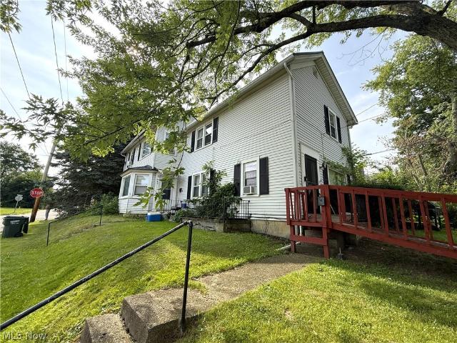 805 S Linden Avenue