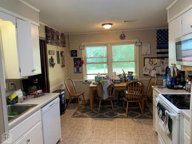 805 Southwest Drive