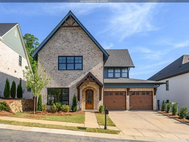 805 Southbend Ln, Vestavia Hills, AL 35216