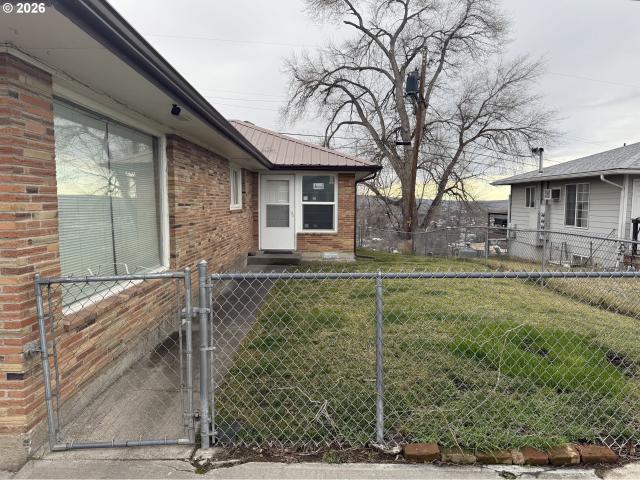 805 SE 6TH ST